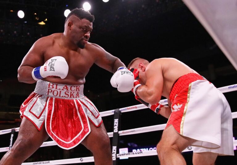 A complete guide to the role and rules of boxing referees: Judges who ...